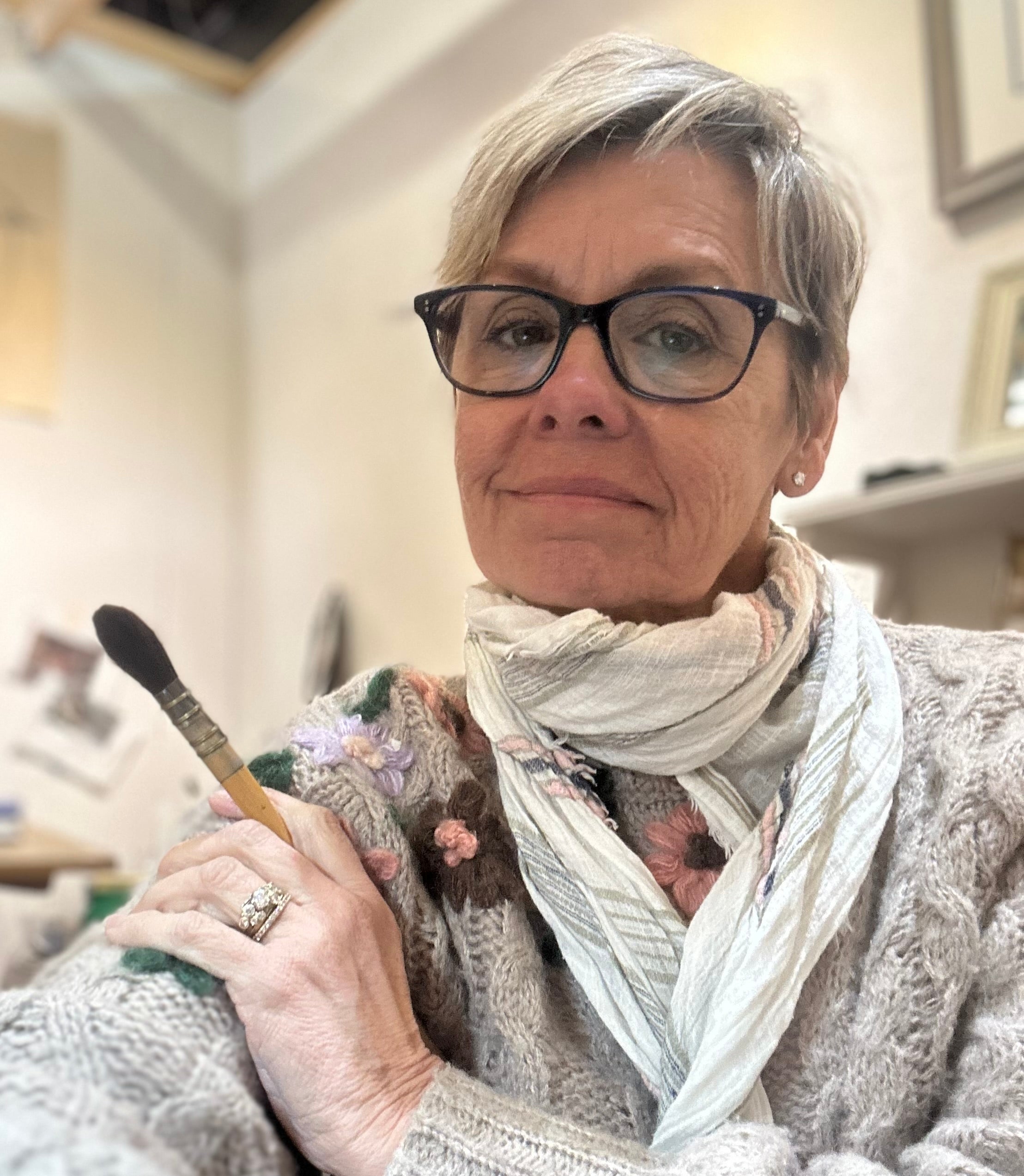 Artist: Simone Wood – Lucy Clark Gallery and Studio